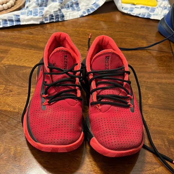 Under Armour | Shoes | Under Armour Steph Curry Low Top Sneakers | Poshmark